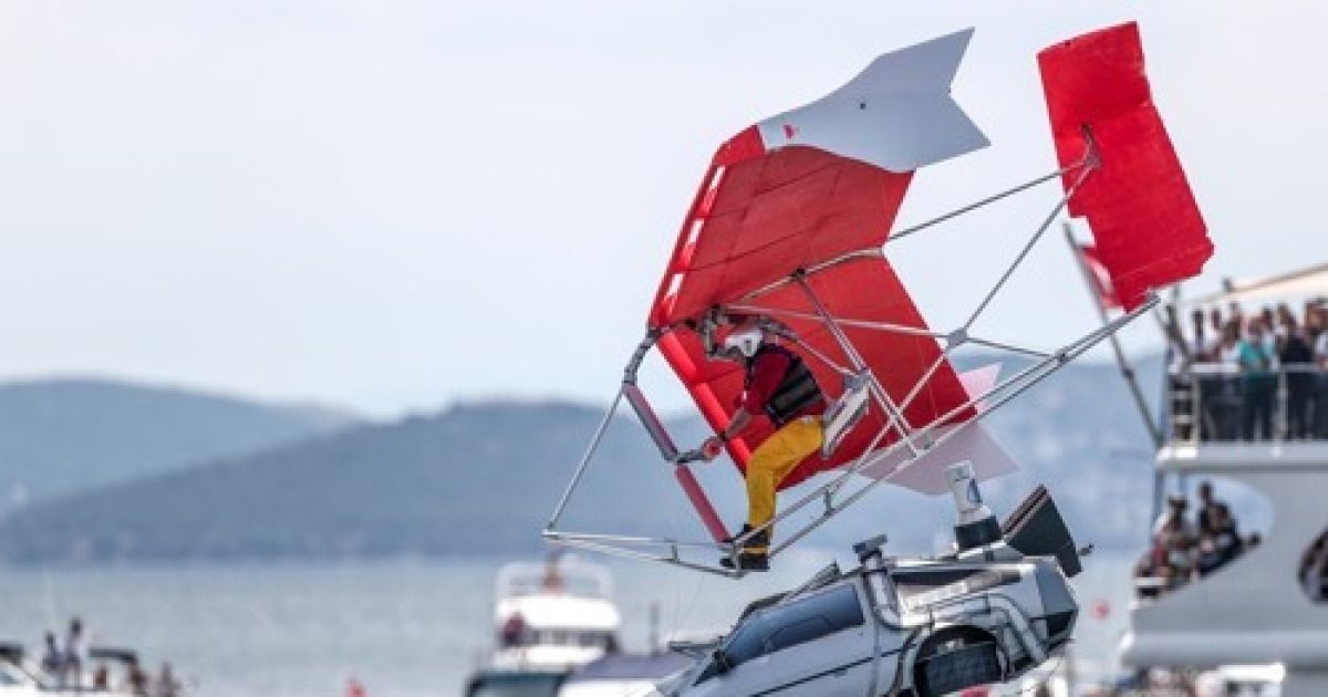 TURKEY RED BULL FLUGTAG ISTANBUL 2019