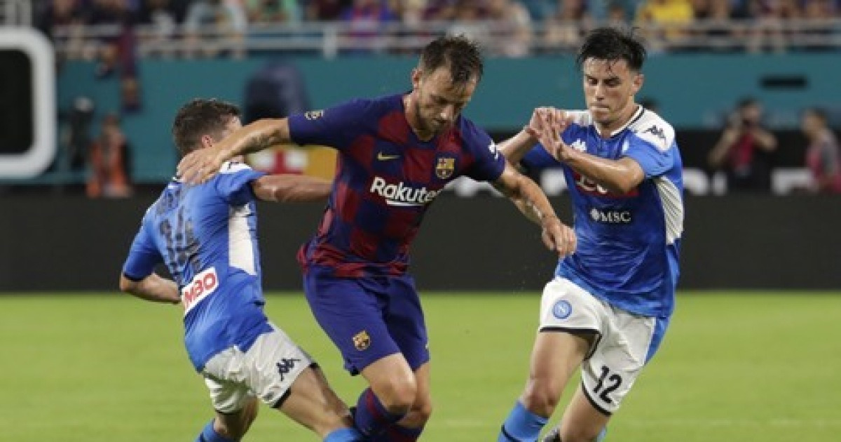 Barcelona Napoli Soccer