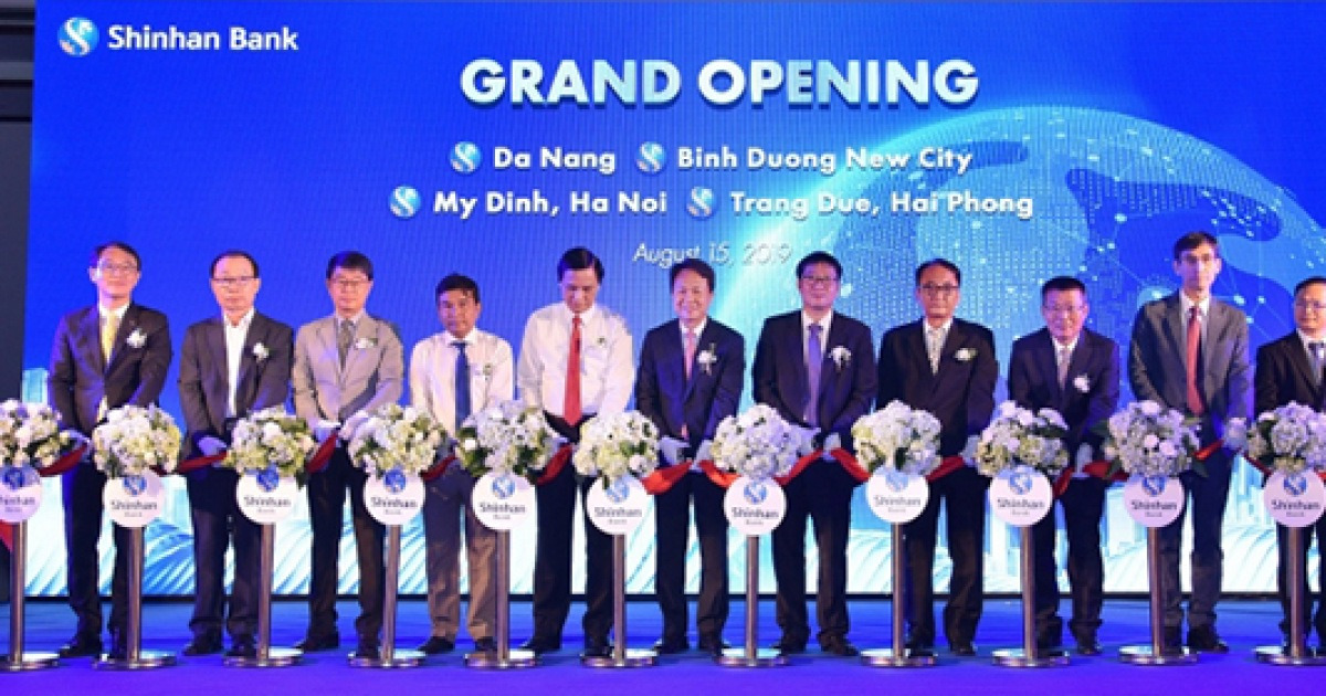 Shinhan Bank opens four new branches in Vietnam, including one in Da Nang