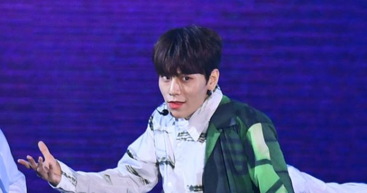 [ST포토] JBJ95 상균, 무대 위를 놀이터처럼 (2019 케이월드페스타)