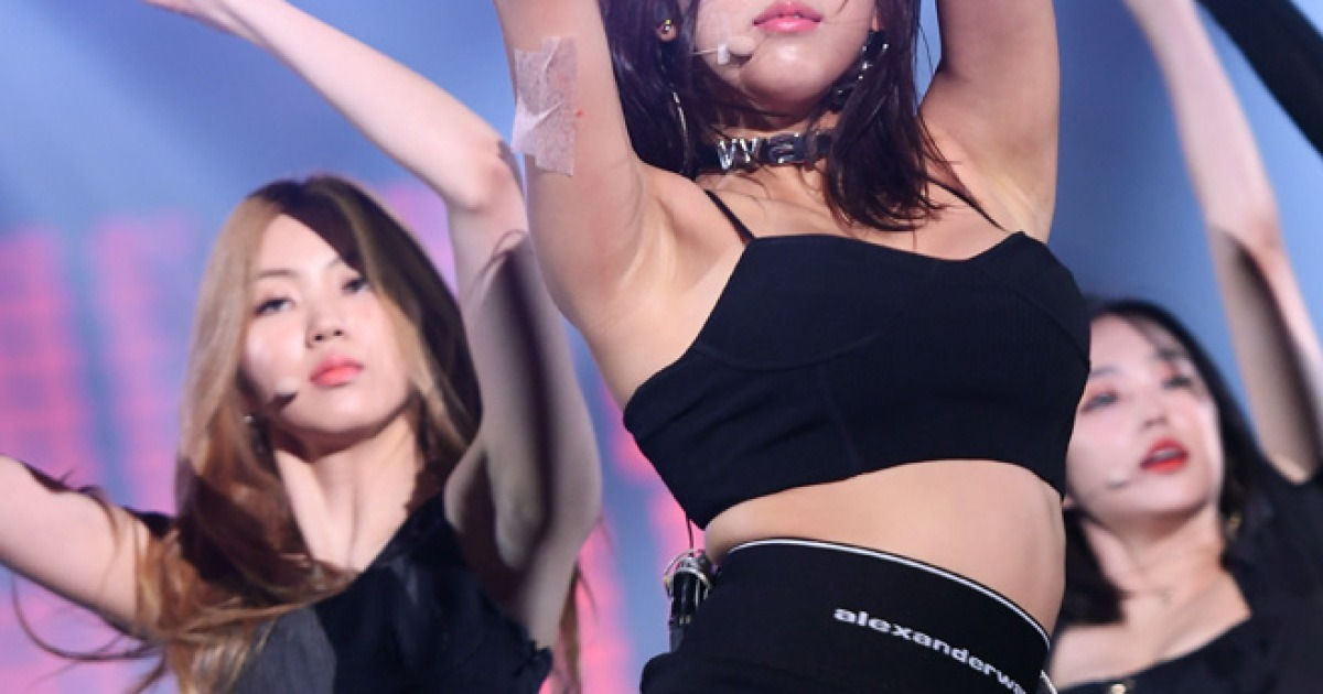 [TD포토] CLC 장승연 '신나게 흔들어~'(케이월드페스타)