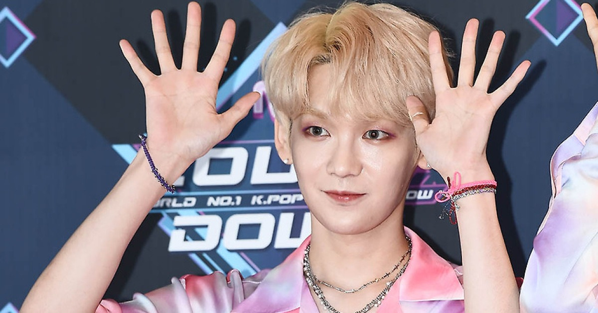 JBJ95 켄타 '얇디 얇은 팔목'[엑's HD포토]