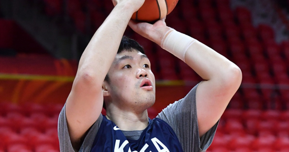 [JB포토] FIBA WC 이승현 '외곽에서 슛연습'