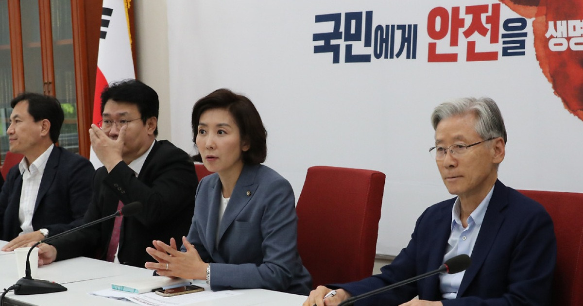 [Newsmaker] Main opposition floor leader's leadership shaky