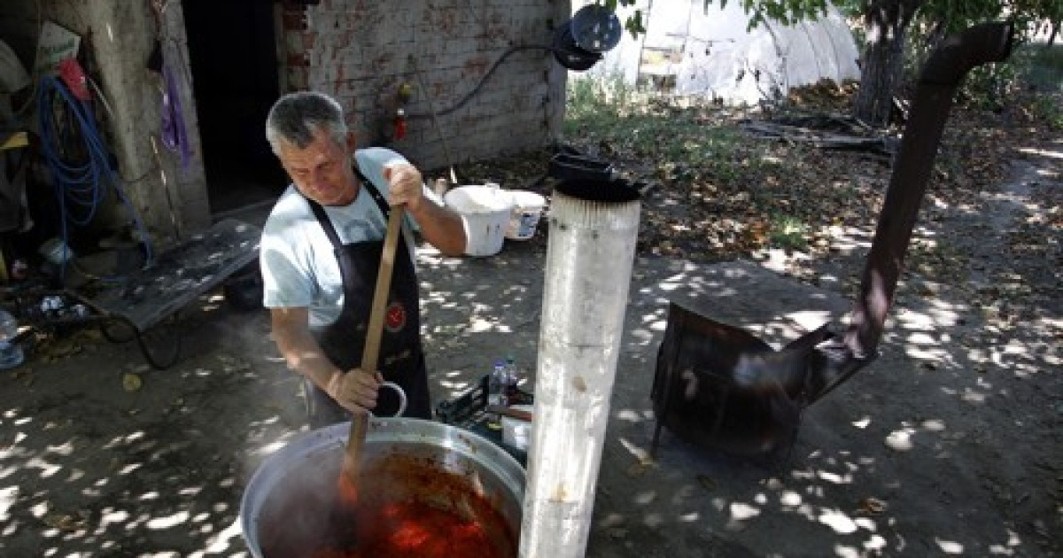 SERBIA CULTURE FOOD AJVAR