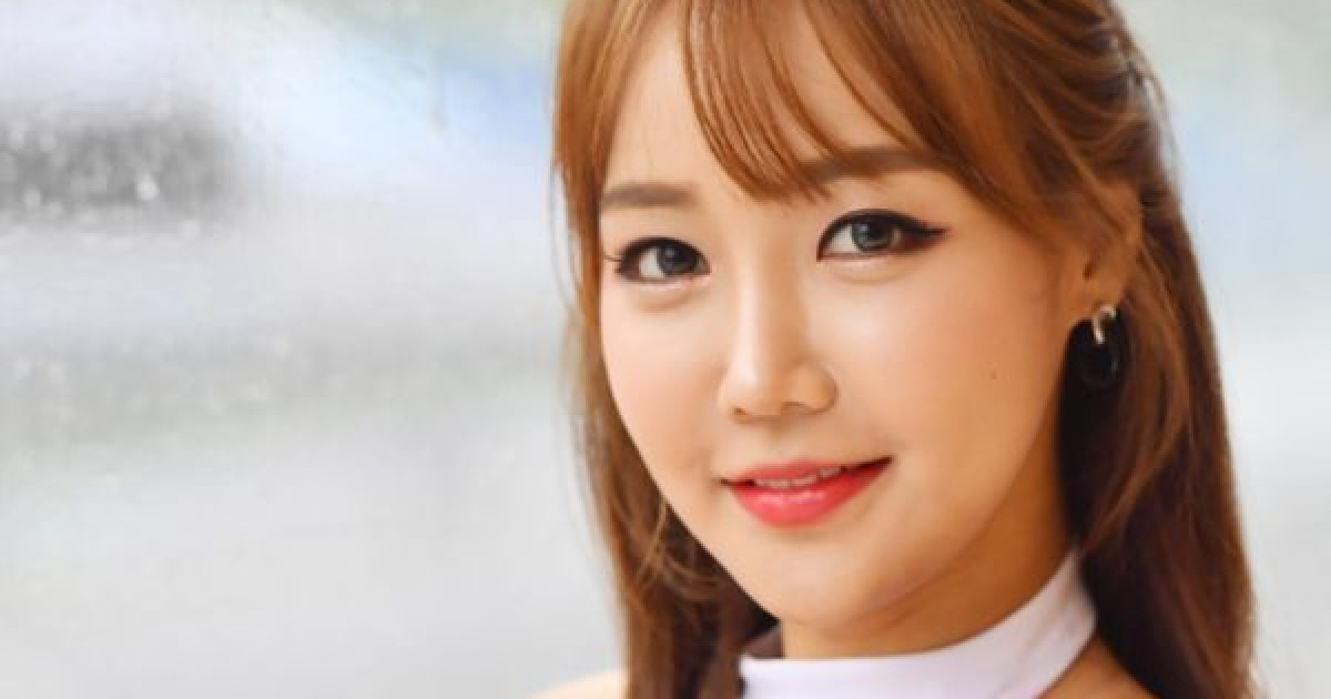 [ST포토] 레이싱모델 조인영, '인형 같은 미모'