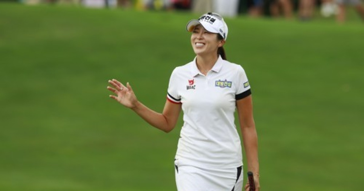 허미정, LPGA 투어 IWIT 챔피언십 우승..시즌 2승 달성(종합)