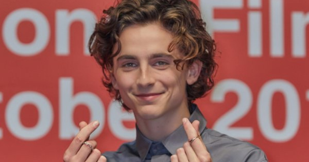 '더 킹 : 헨리 5세' 티모시 샬라메, 치킨♥부터 손하트까지 [24th BIFF](종합)