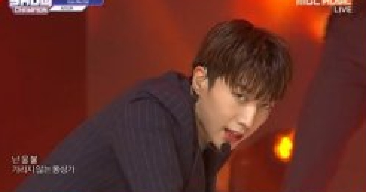 '쇼챔' 아르곤, 화려한 퍼포먼스..치명적 섹시美 'Give me dat'