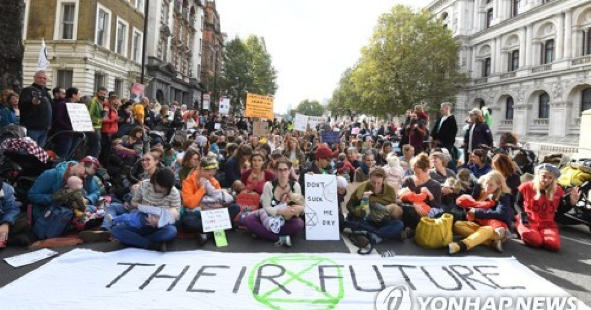 BRITAIN EXTINCTION REBELLION PROTESTS