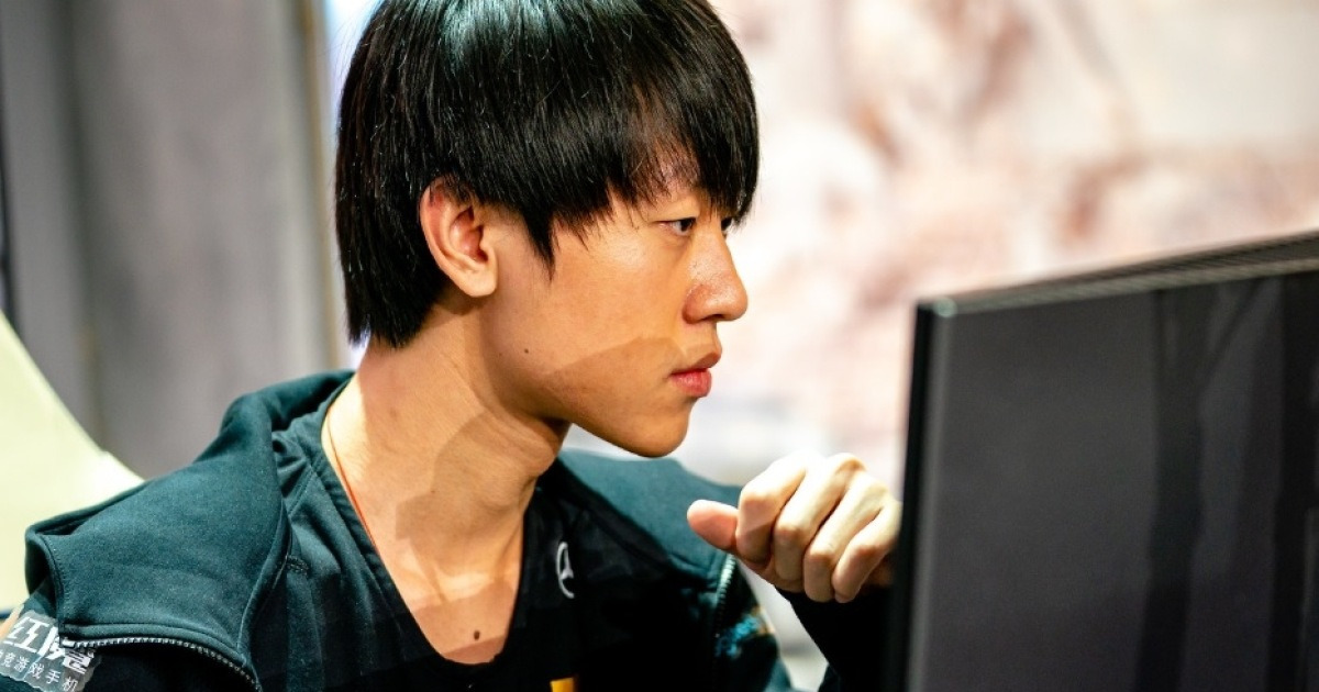 [롤드컵] RNG, 블리츠 변수 활용해 CG 격파