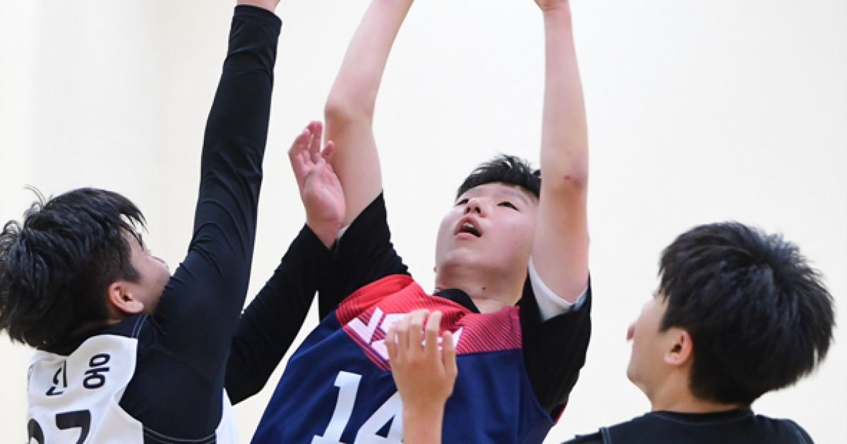 [JB포토] '2019 KBL 스쿨리그' 해연중 하지원 '두 명이 붙어도 상관없어'