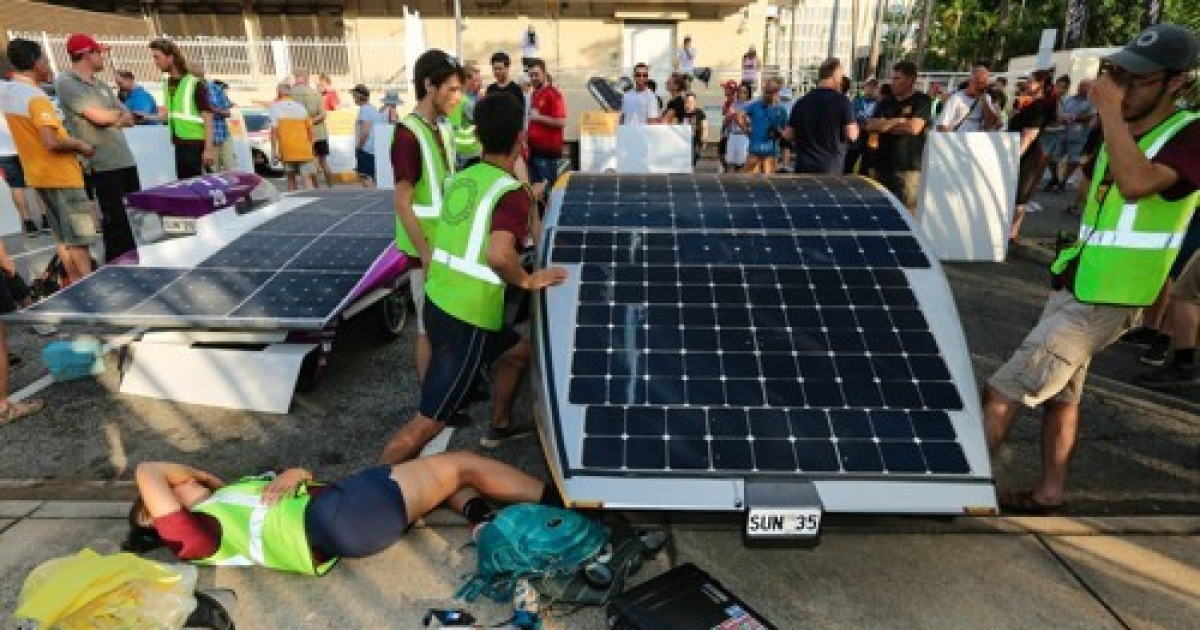 AUSTRALIA WORLD SOLAR CHALLENGE