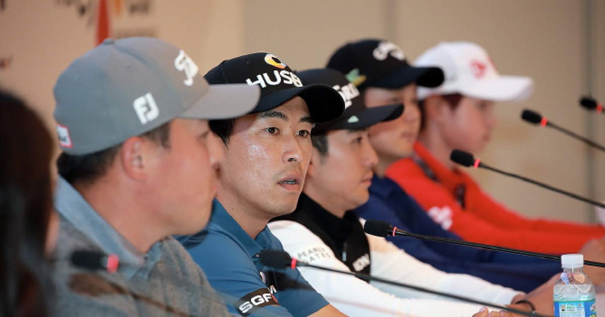 [포토] CJ컵 참가 소감 밝히는 KPGA 대상 문경준