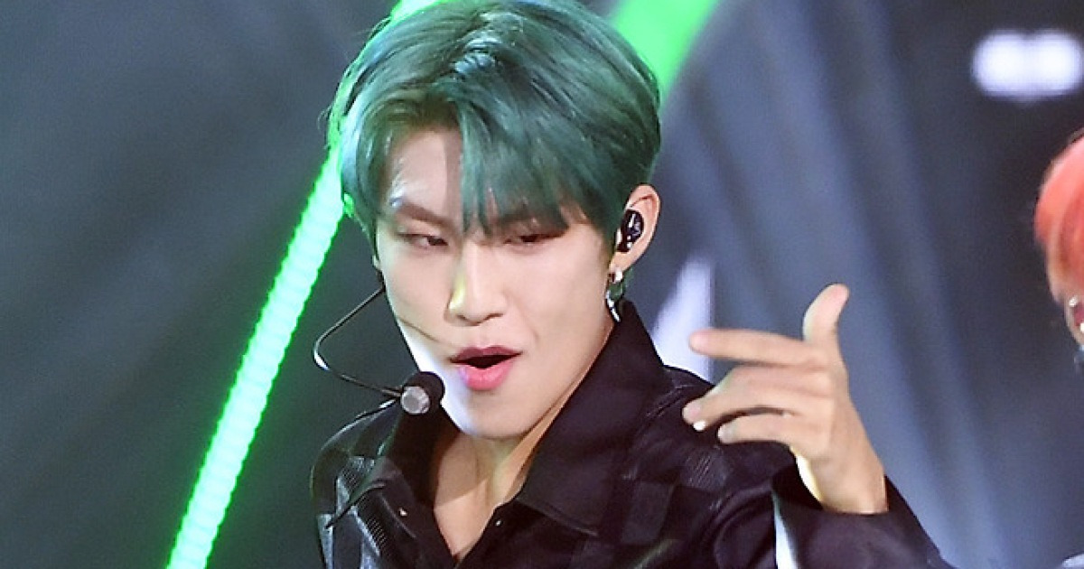 [TD포토] AB6IX 박우진 '강렬한 무대'