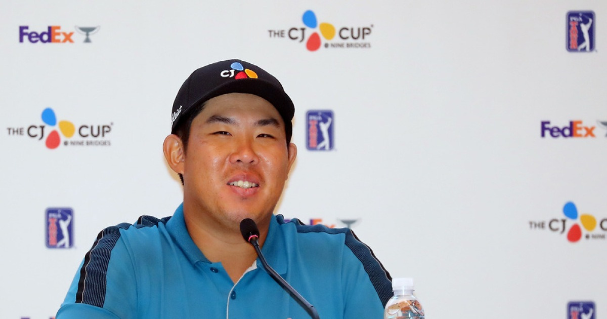 '노보기' 안병훈, 더 CJ컵 1R 8언더파 단독 선두..2위 니만과 1타 차