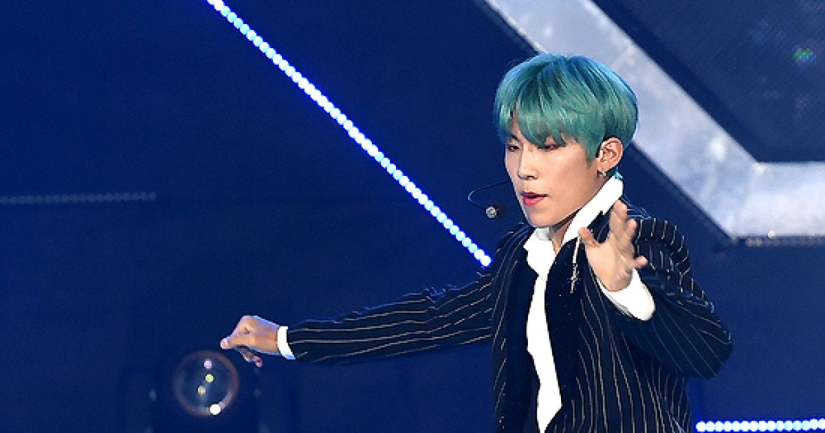 AB6IX 박우진, 파워풀한 댄스 [MK포토]