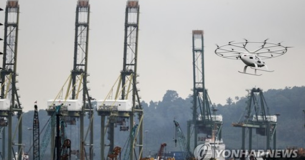 SINGAPORE VOLOCOPTER TEST FLIGHT