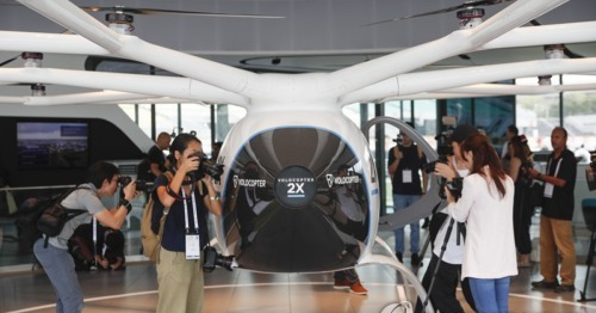 SINGAPORE VOLOCOPTER TEST FLIGHT