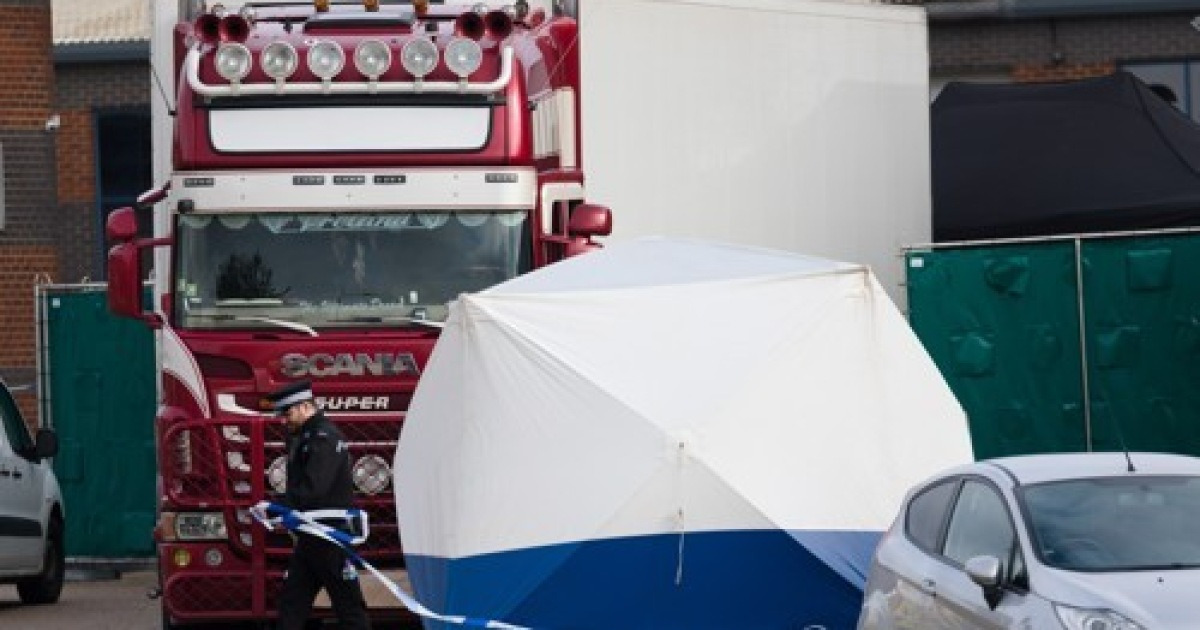 BRITAIN CRIME BODIES LORRY