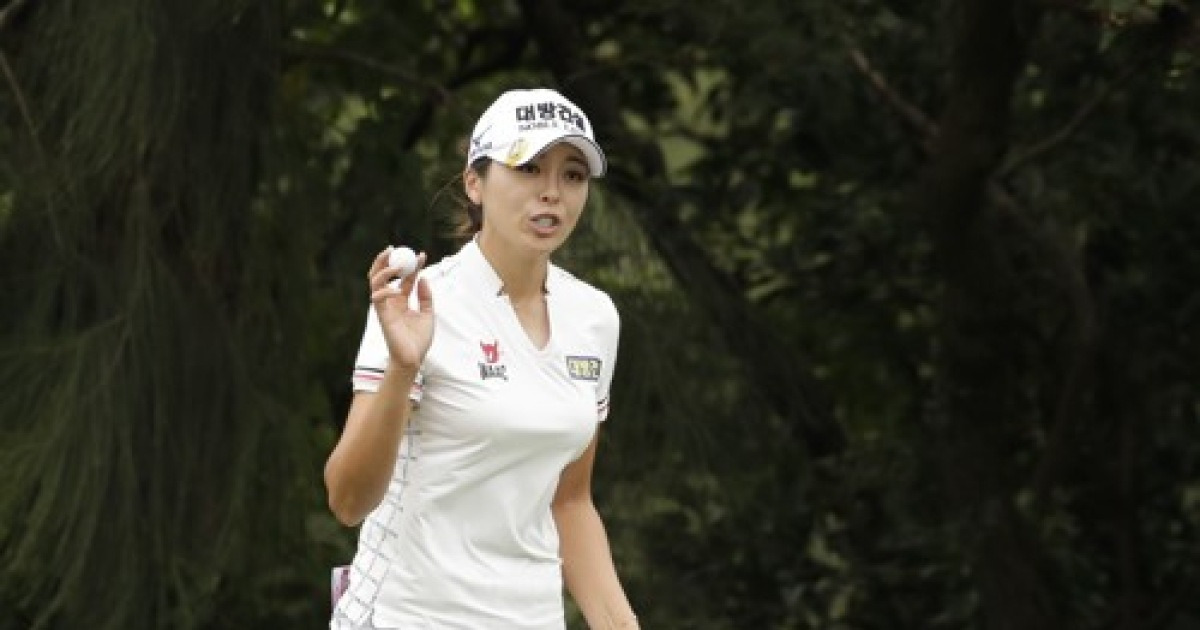 허미정, LPGA 타이완 스윙잉 스커츠 2R 단독 선두
