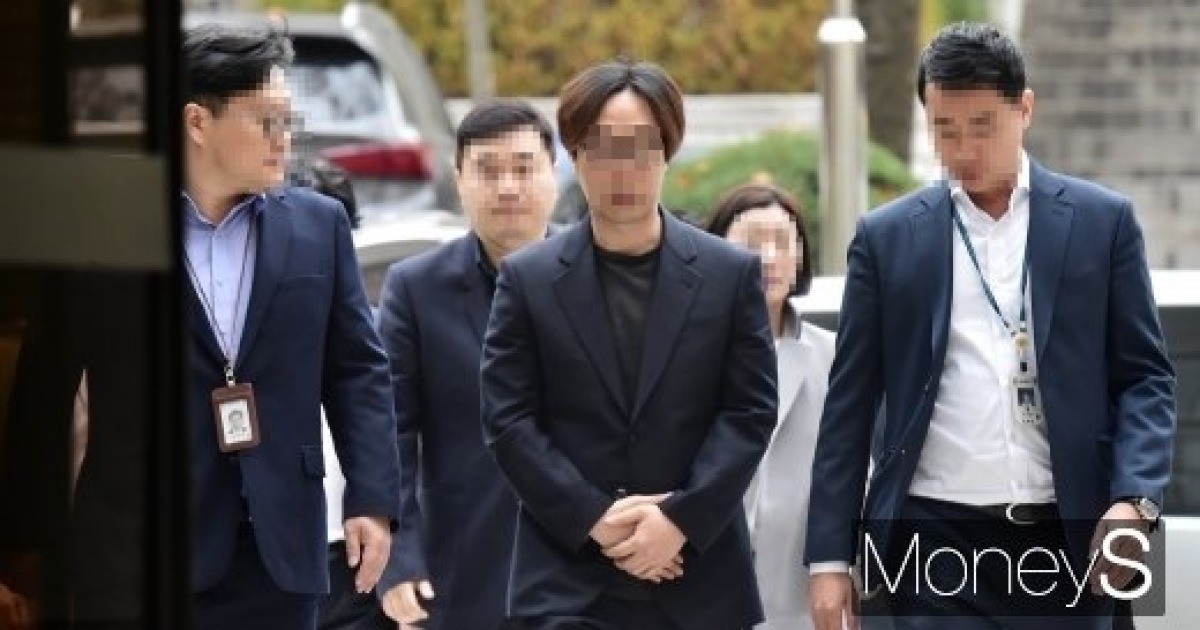 [머니S포토] 프로듀스X101 PD 영장실질심사 출석