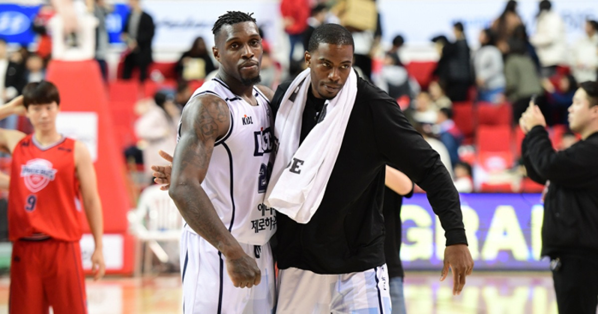 [JB포토화보] KCC, 울산에서 현대모비스에 승리 (KCC 79-76 현대모비스)