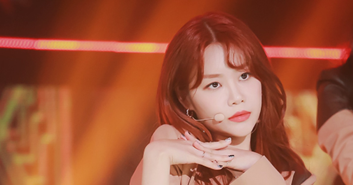 [bnt포토] AOA 유나 '카리스마 눈빛'