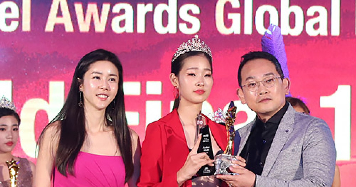 [bnt포토] 'LBMA 키즈모델어워즈 2019' 시니어 키즈모델 부문 파이널 위너, 김민서