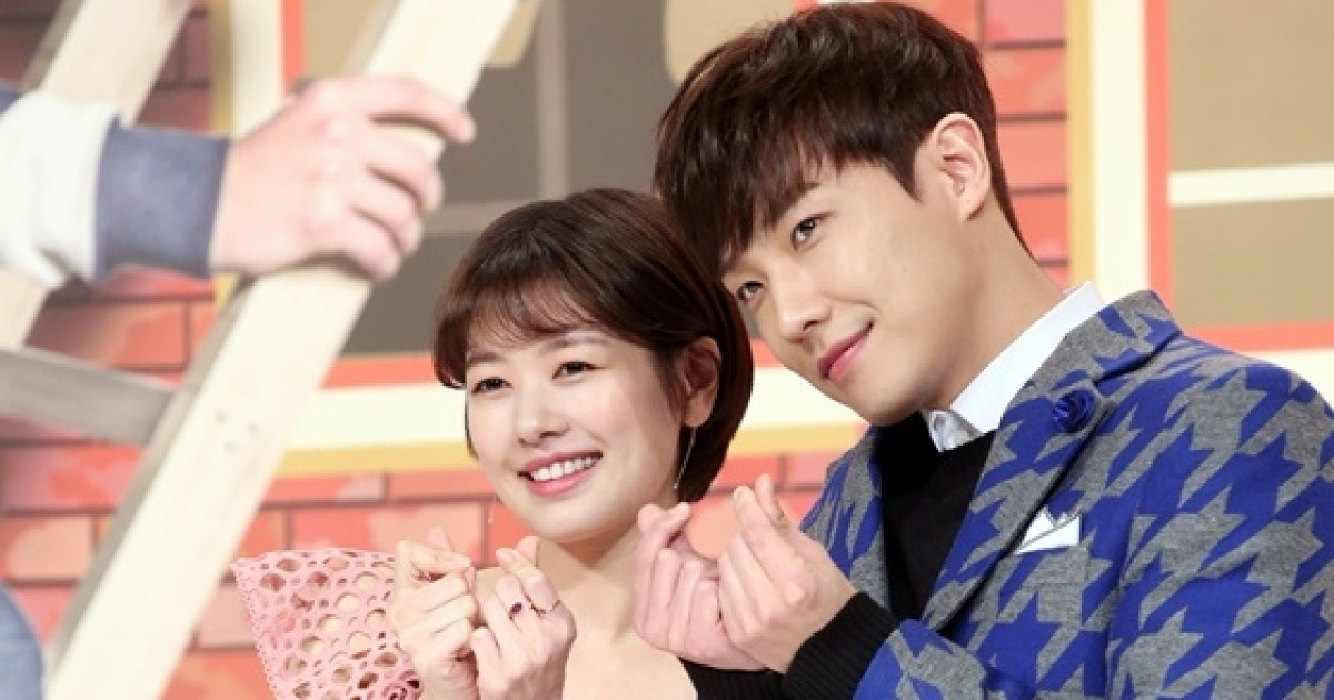 정소민♥이준, DJ 바통터치..애정전선 이상 無[★NEWSing]