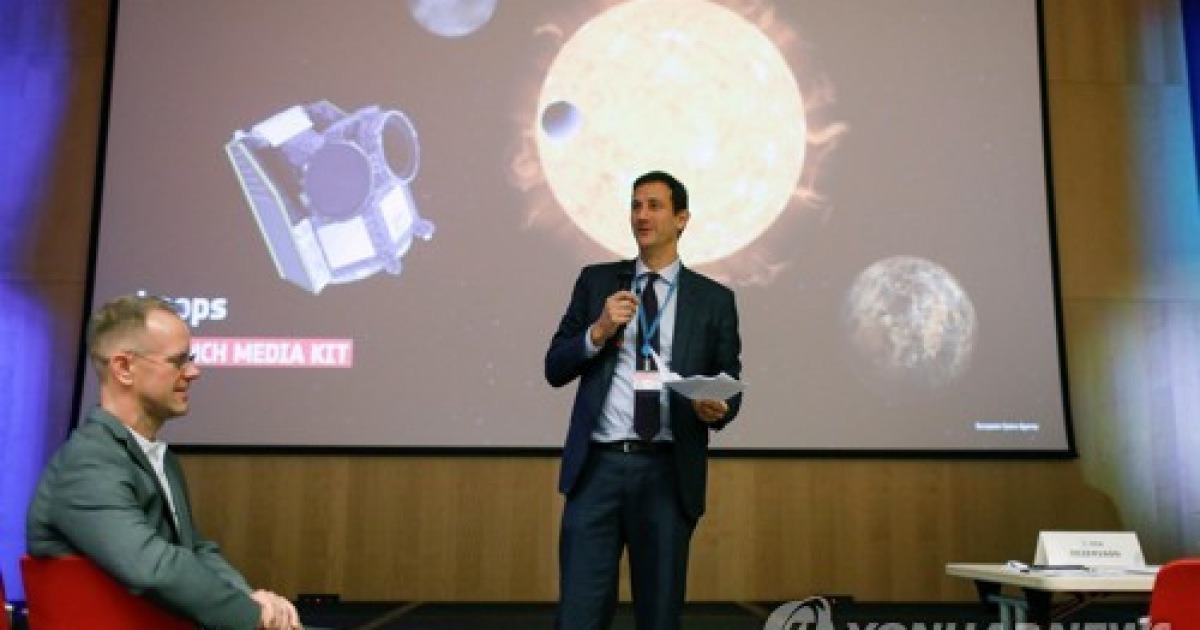 SPAIN SPACE PROGRAMMES SATELLITE