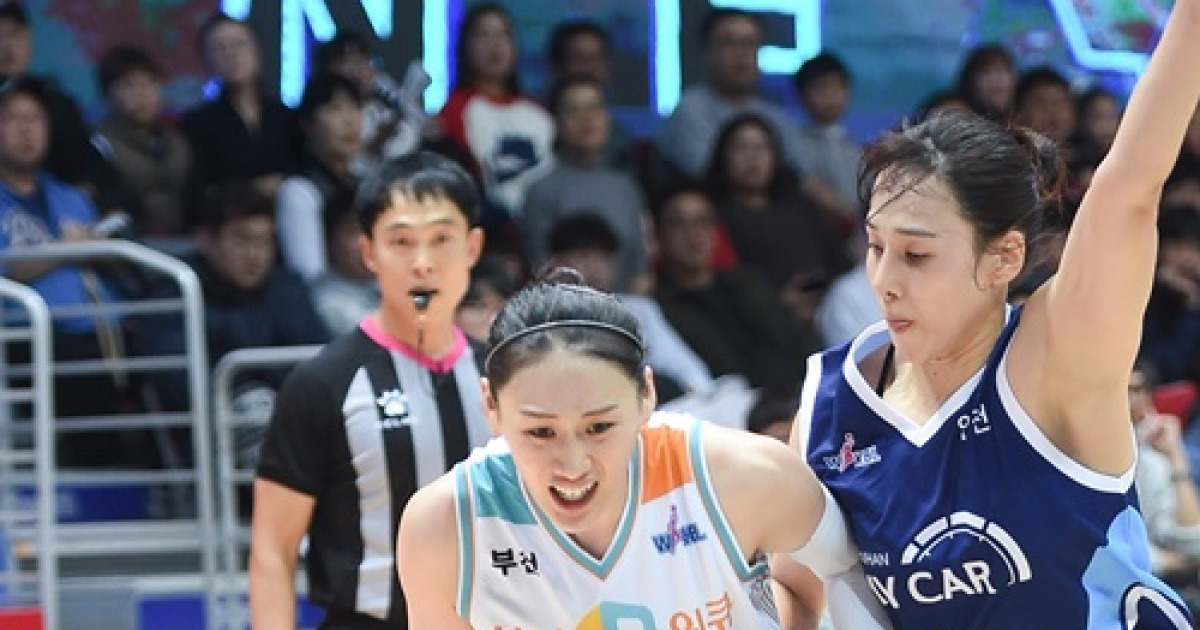 WKBL 올스타전 "김단비-강이슬 12표 차" 초박빙