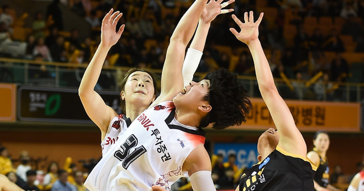 WKBL 부산BNK '대어잡았다' KB 물리치며 2연승