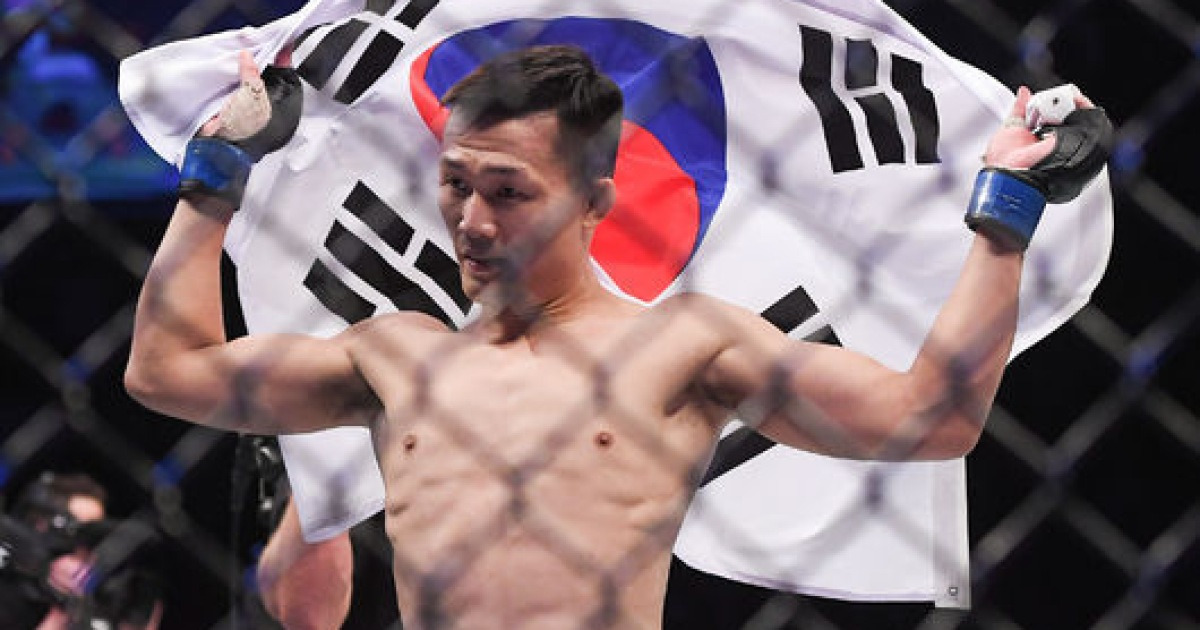 '1R TKO승' 정찬성, "나는 볼카노프스키를 원한다"