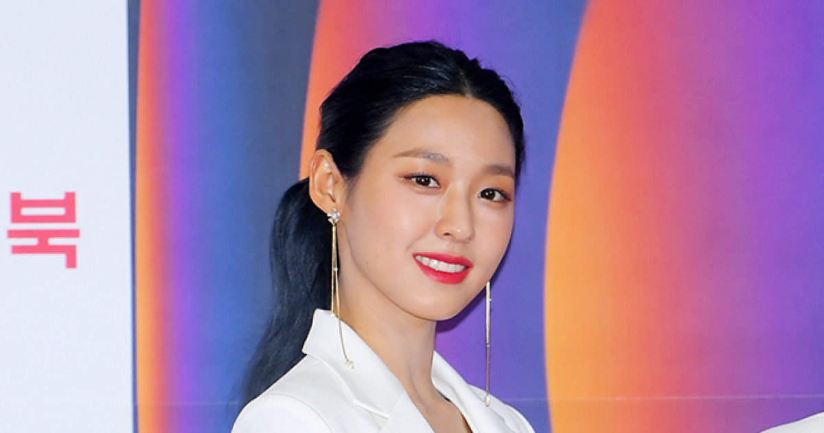 [TD포토] AOA 설현 '팔로우 미' (SBS 가요대전)