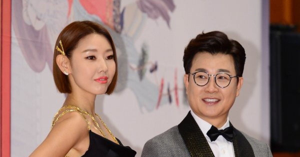 한혜진-김성주 'MBC 연기대상의 2MC' [포토]