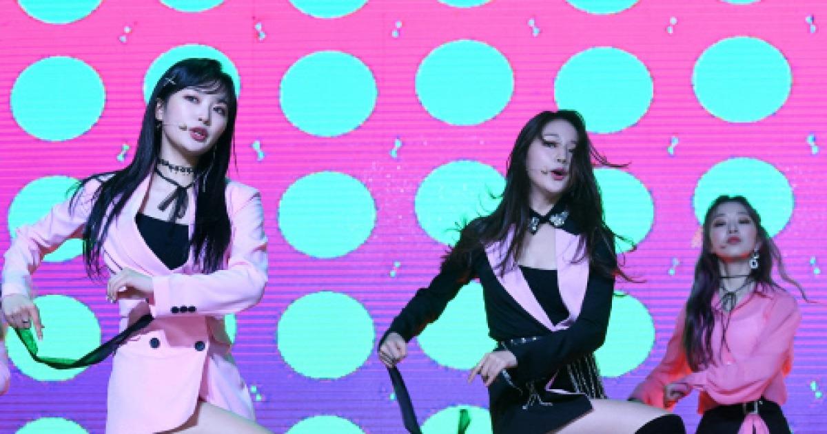 [포토] 드림노트 미소 수민 열정 넘치는 무대