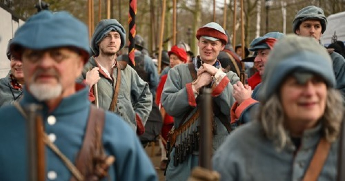 BRITAIN KING ARMY ANNUAL PARADE