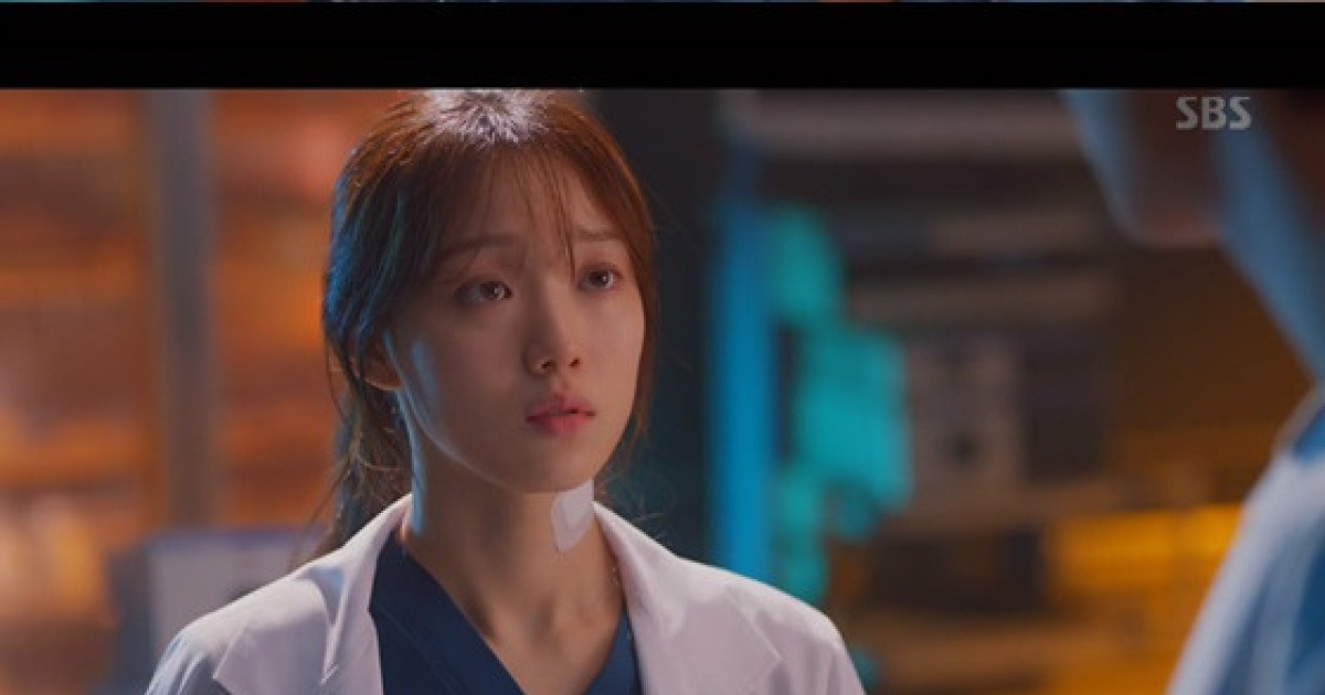 '김사부2' 안효섭, 이성경에 '리셋' 키스..로맨스 시작?[★밤TView]