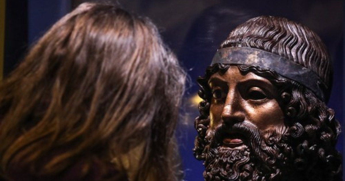 GERMANY EXHIBITION GODS IN COLOR GOLDEN EDITION