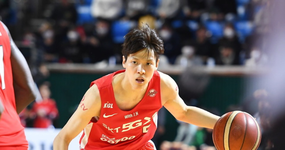 '김선형 16점' SK, DB 9연승에 제동..선두는 인삼공사