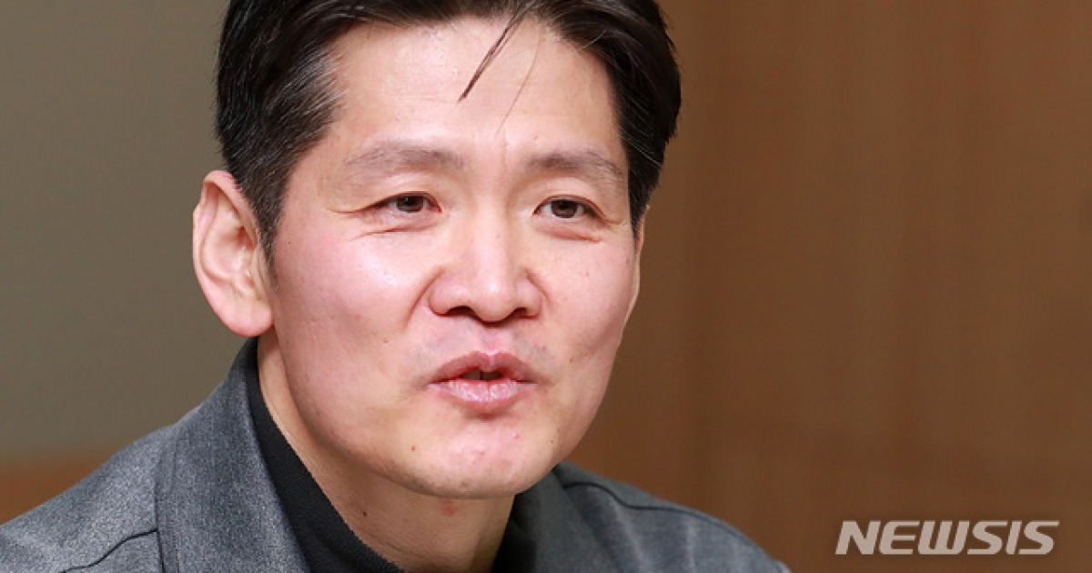 [인터뷰]KBL 장준혁 심판 "억울해서 잡은 휘슬이 1000경기"