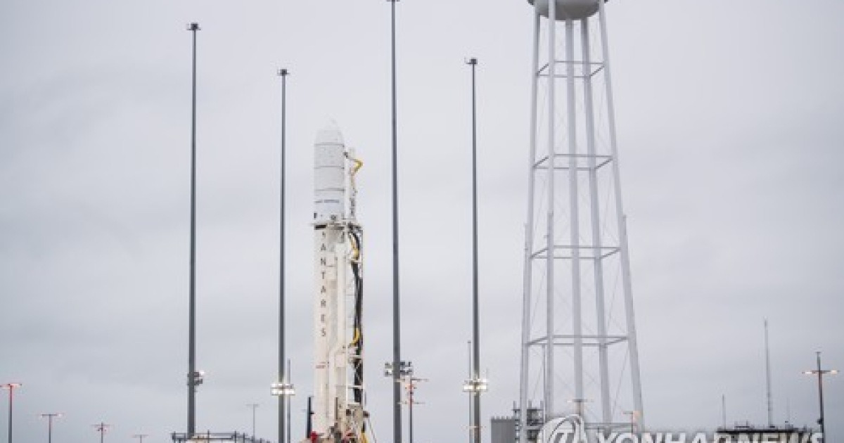 USA ANTARES ROCKET PRE LAUNCH
