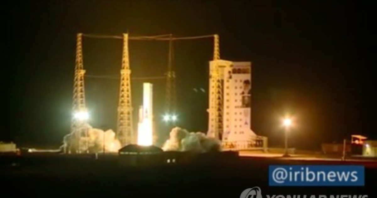 IRAN ROCKET LAUNCH SATELLITE