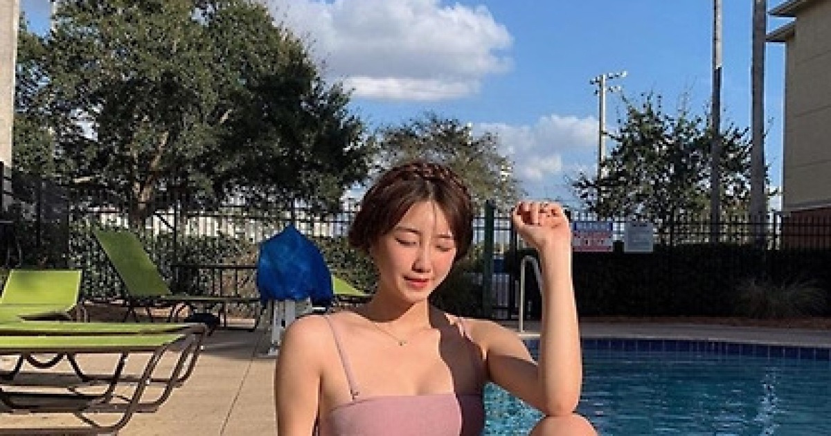 치어리더 안지현 예술적 수영복 몸매 공개 실화 [똑똑sns]