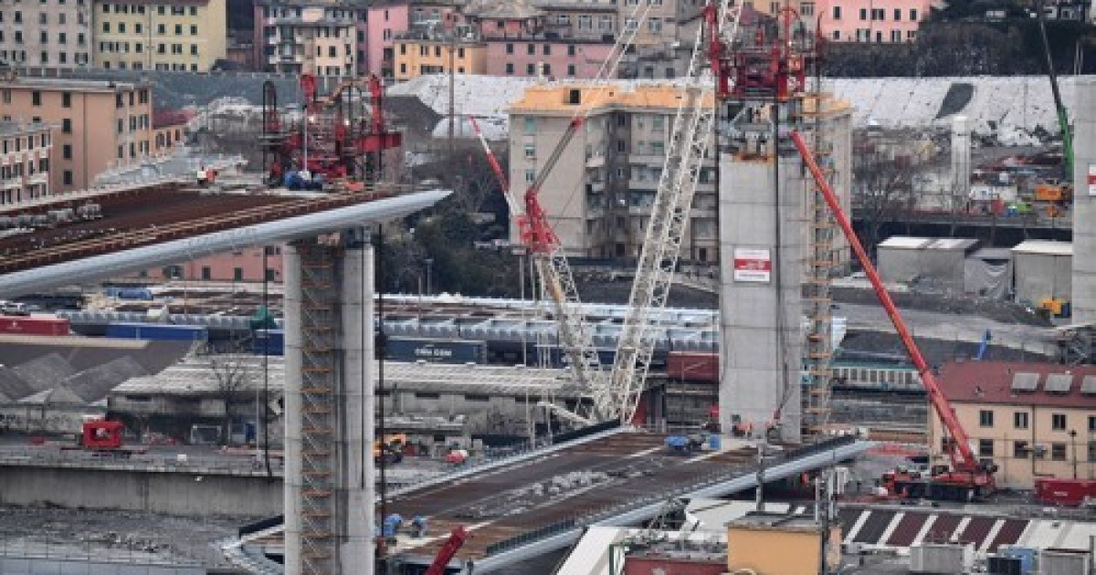 ITALY GENOA BRIDGE CONSTRUCTION