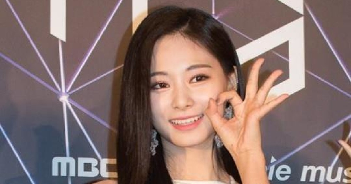 JYP 측 "트와이스 쯔위, 어제(18일) 건강히 입국..향후 스케줄 소화" [공식]