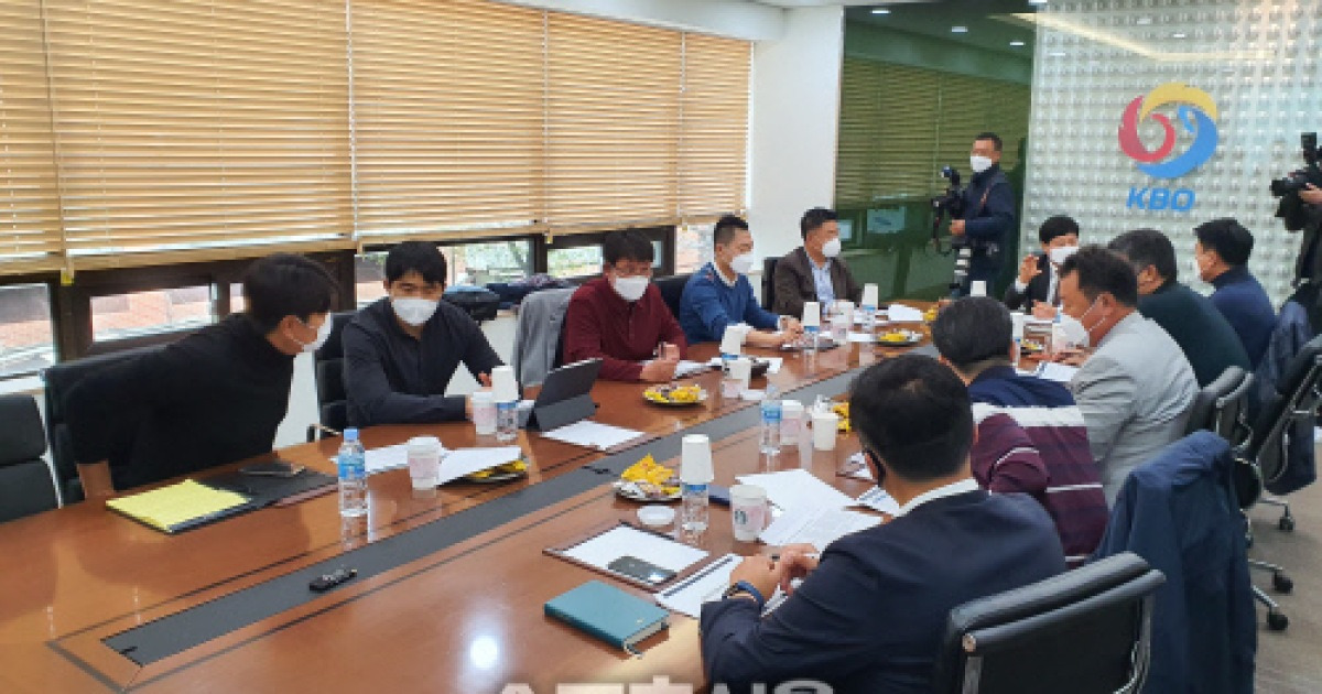 KBO 내달 7일 팀간 교류전 연기, 5월 개막해도 144G 유지 가닥