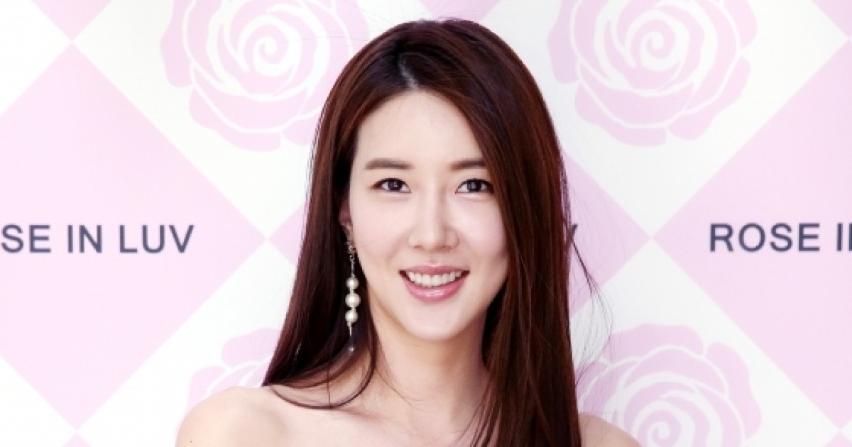 장미인애 "거짓말 싫어해..제가 뭘 그리 잘못했죠?"[★NEWSing]