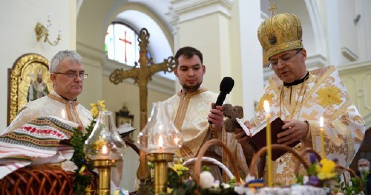 POLAND BELIEF EASTER HOLY WEEK EASTERN CHURCHES
